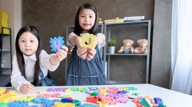 Mainan Puzzle Buat Anak Cerdas, Benarkah? Manfaat & Rekomendasi Puzzle ... Mainan Puzzle Buat Anak Cerdas, Benarkah? Manfaat & Rekomendasi Puzzle ...