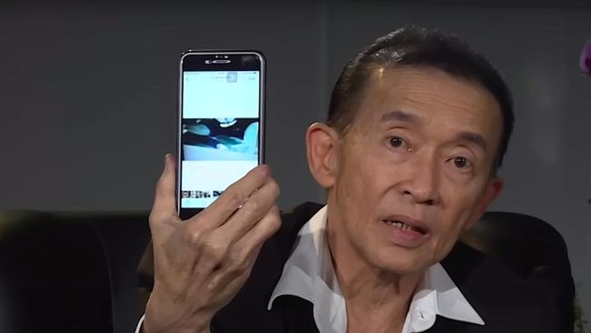 Eks Karyawan Sebut Ayah Mendiang Mirna Salihin Punya 4 Istri Eks Karyawan Sebut Ayah Mendiang Mirna Salihin Punya 4 Istri