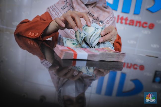 Rupiah Terkuat Sejak Desember 2023, Dolar Turun ke Rp 15.410