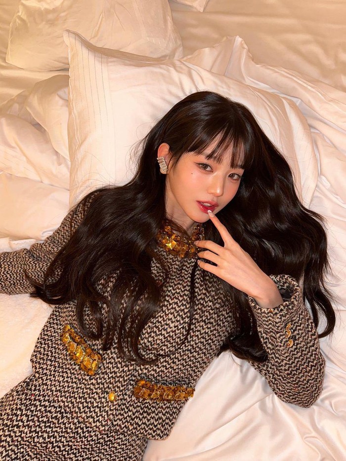 Potret Idol K-Pop yang Tampil Cantik dengan Poni Depan, Menawan Semua! - Foto 2