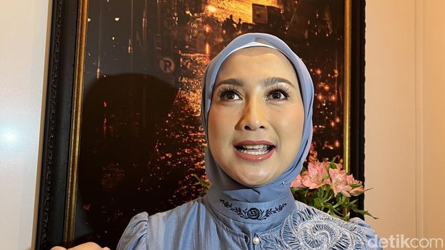 Ini Sosok Trenady, Eks Suami Pertama Desy Ratnasari yang Nikah Hanya ...