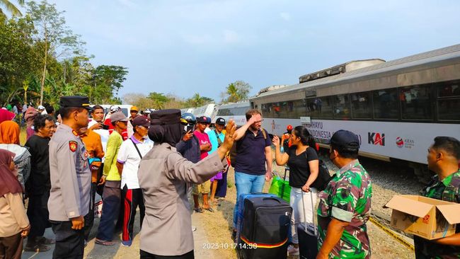 Kronologi Warga Kritik Face Recognition di Stasiun Bandung