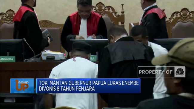 Mantan Gubernur Papua Lukas Enembe Divonis 8 Tahun Penjara