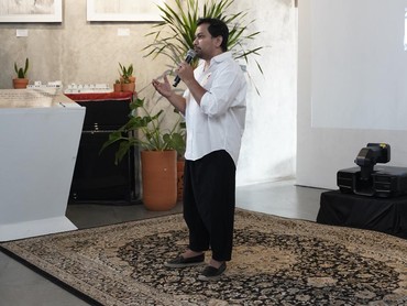 Sosok Arti Indira, Istri Tompi yang Sederhana Meski Punya Hunian Rp100 M