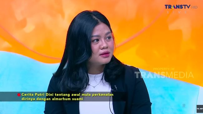 Kisah Putri Dini: Belum 40 Hari Suami Meninggal, Mertua Tagih Warisan Kisah Putri Dini: Belum 40 Hari Suami Meninggal, Mertua Tagih Warisan