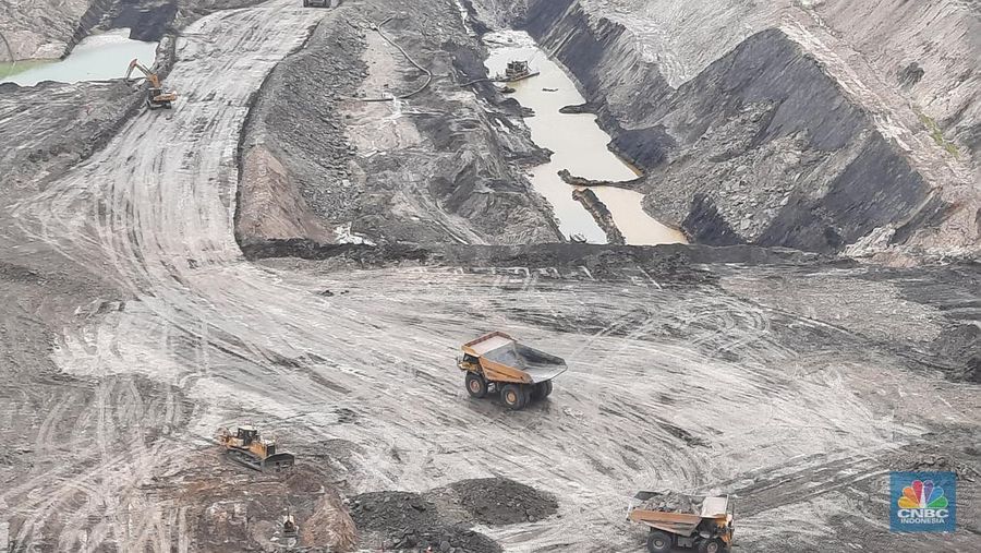 Loh! Ternyata Lebih Cuan Investasi Saham Batu Bara Dibanding Emas