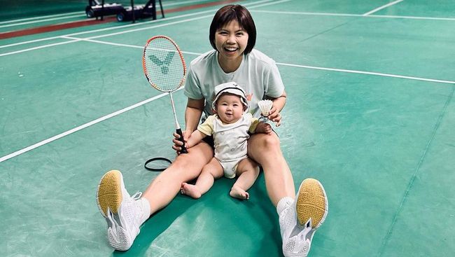 5 Potret Greysia Polii Ajak Baby Jessia yang Berusia 6 Bulan Main ...