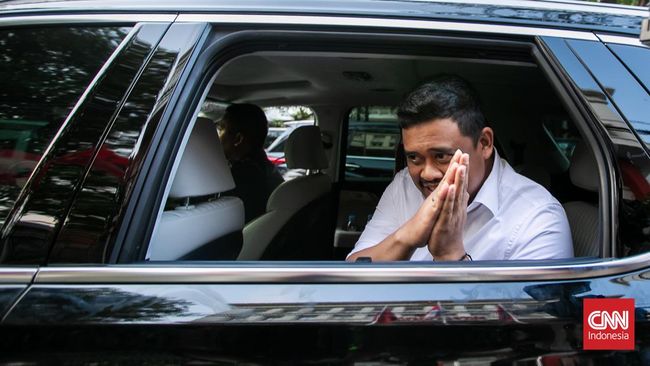 Bobby Diminta Kembalikan KTA PDIP dalam 7 Hari Usai Dukung Prabowo Bobby Diminta Kembalikan KTA PDIP dalam 7 Hari Usai Dukung Prabowo