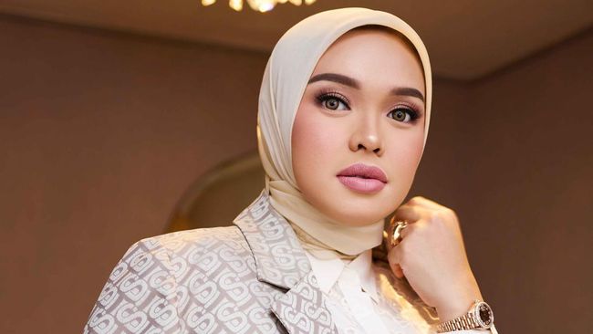 CEO Buttonscarves Linda Anggrea Terpilih Jadi Endeavor Entrepreneur ...