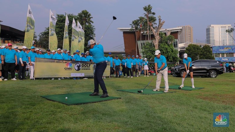 Seru! Ini Para Peraih Hadiah di Turnamen Golf CNBC Indonesia - Foto 3