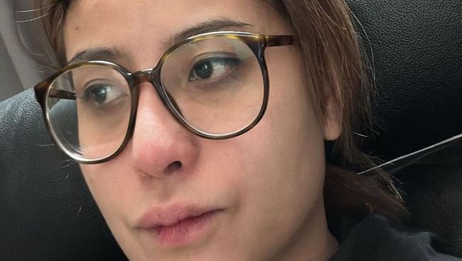 7 Potret Awkarin Nangis & Mata Bengkak Usai ATM Dikuras Asisten hingga ...