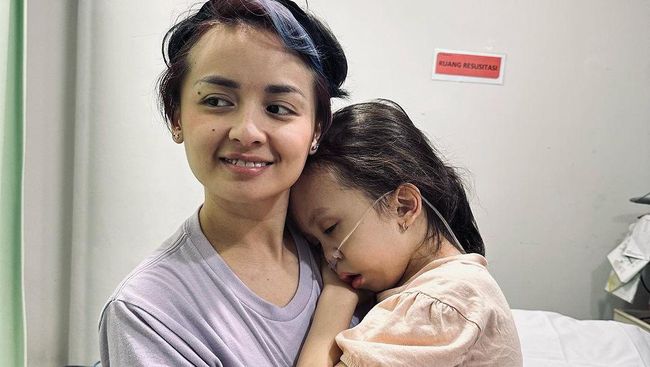 Anak Joanna Alexandra Masuk PICU gegara Bronkopneumonia