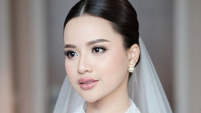 Anggi Marito Berduka Atas Kepergian Melitha Sidabutar