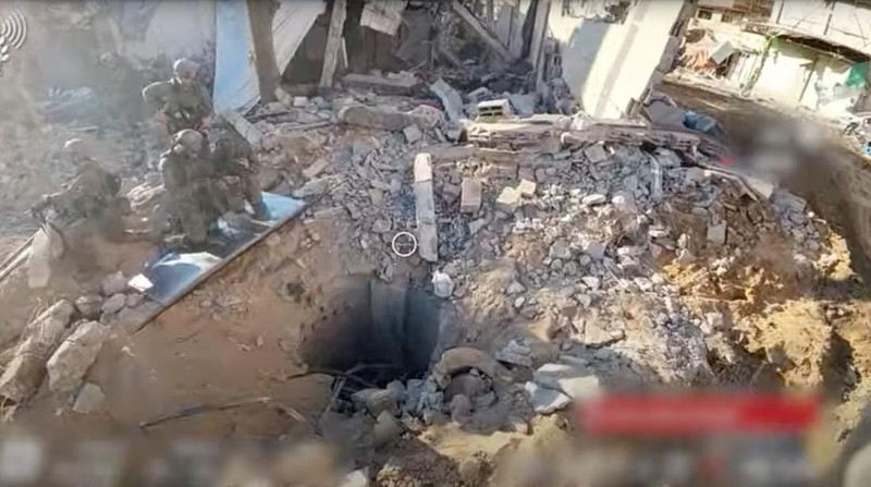 Penampakan Terowongan Gaza di RS Al-Shifa yang Dirilis Israel