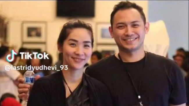 Nikahi BCL, 7 Potret Kemesraan Tiko Aryawardhana & Arina Winarto Tinggal Kenangan