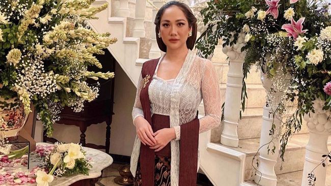 4 Perjalanan Cinta Bunga Citra Lestari, Dipisahkan Maut hingga Segera ...