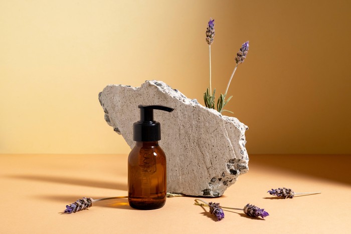 Rekomendasi Aroma Essential Oil yang Bisa Membantu Menenangkan ... Rekomendasi Aroma Essential Oil yang Bisa Membantu Menenangkan ...