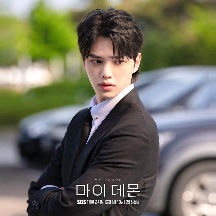 5 Potret Kim Yoo Jung And Song Kang Di Drama Korea My Demon Visualnya