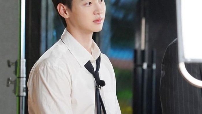 Tak Lagi Jadi 'Sad Boy', Jang Dong Yoon Perankan Karakter Utama di 2 Drakor Terbaru Ini!