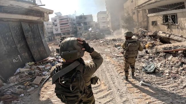 Senjata Makan Tuan, Israel Bunuh 3 Warga Sendiri di Gaza