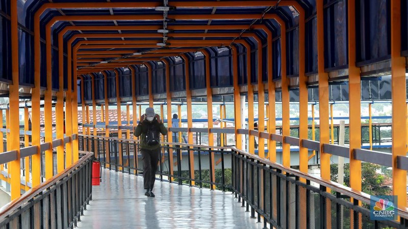 Keren! Kini Stasiun Kereta Bojonggede Punya Skybridge - Foto 3