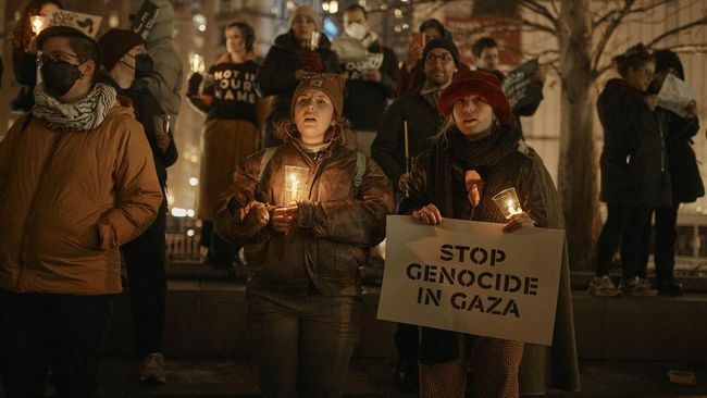 Ramai-Ramai Yahudi Bela Palestina di Sini, Kecam Israel Ramai-Ramai Yahudi Bela Palestina di Sini, Kecam Israel