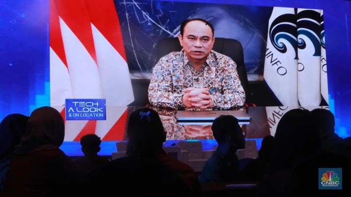 Menkominfo Budi Arie: Pusat Data Nasional Kelar Oktober 2024