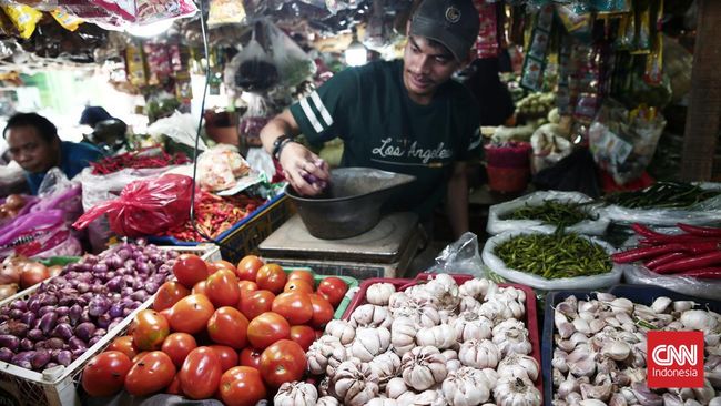 FOTO: Harga Bahan Pokok Meroket Jelang Natal dan Tahun Baru