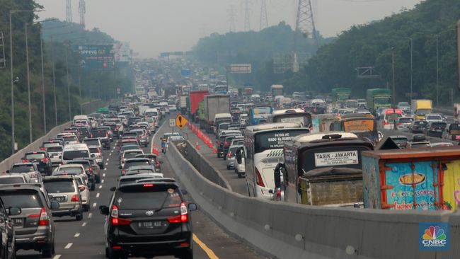Tol Jakarta-Cikampek Berlakukan Contraflow, Ini Jadwalnya Tol Jakarta-Cikampek Berlakukan Contraflow, Ini Jadwalnya