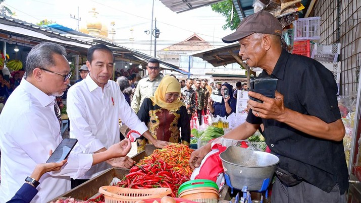 Mendag Pastikan Harga Bahan Pokok Stabil dan Pasokan Cukup