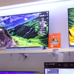 Ini Beda Android TV dan Smart TV, Banyak yang Belum Tahu
