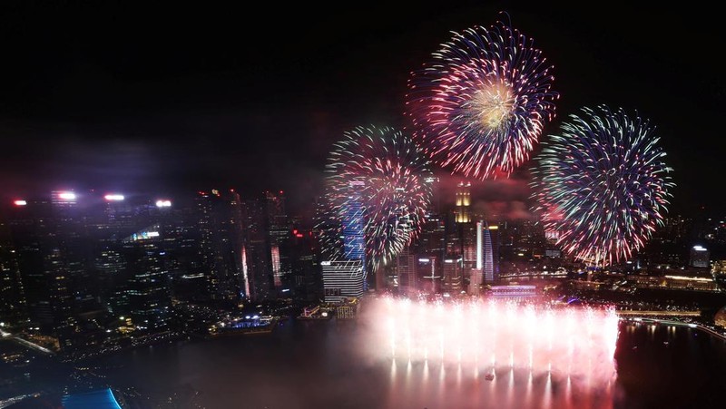 Potret Kembang Api Sambut 2024, dari RI ke China-Australia