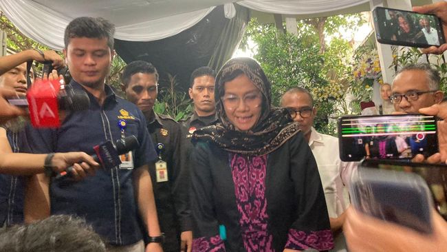 Berkaca-kaca, Sri Mulyani Cerita Kenangan Bersama Rizal Ramli