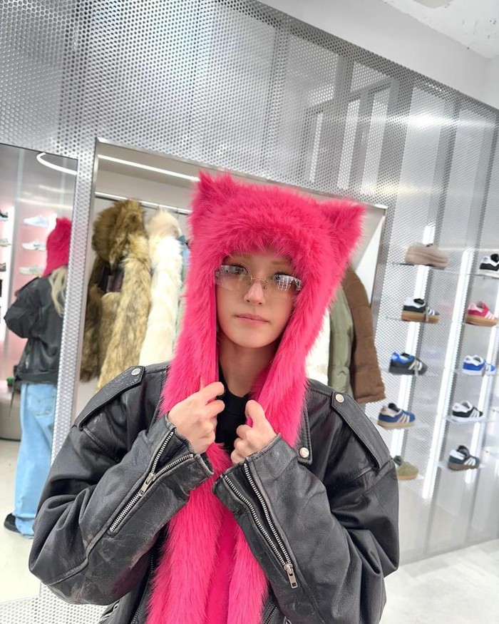 7 Style Topi Musim Dingin dengan Telinga Hewan yang Menggemaskan ala ...