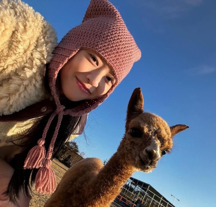 7 Style Topi Musim Dingin dengan Telinga Hewan yang Menggemaskan ala ...