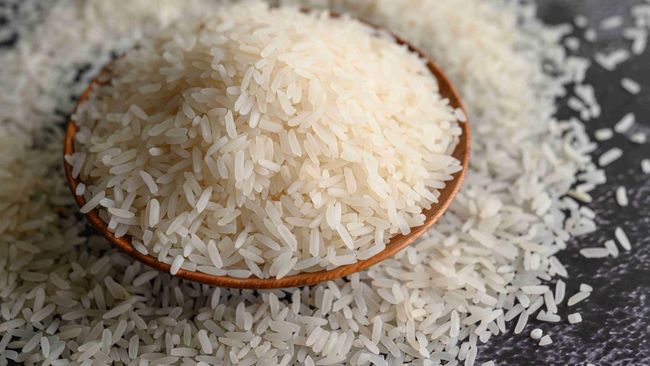 5 Cara Menyimpan Beras Agar Tidak Mudah Apek dan Berkutu, Mulai ...