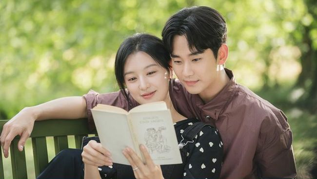 Jadi Pasangan Suami Istri Kim Soo Hyun Dan Kim Ji Won Akan Tampil Di