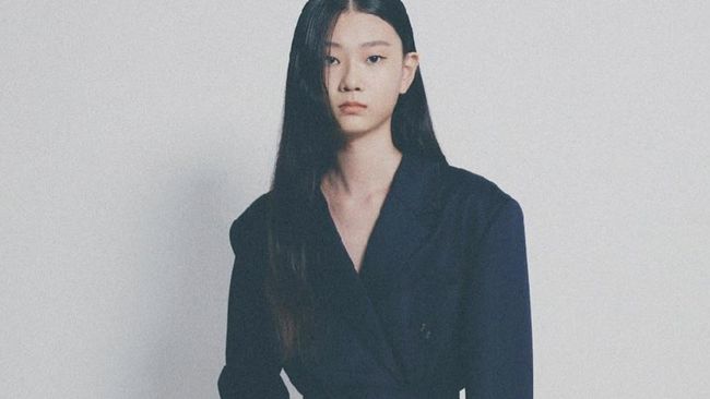 Potret Menawan Oh Pyeong Hwa, Model YG K-Plus yang Mencuri Perhatian di Usia 14 Tahun - Foto 1