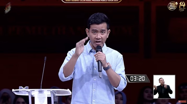 Gibran Pakai Jam Tangan Lokal Saat Debat, Segini Harganya