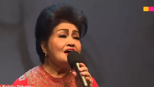 Bertandang ke Rumah Penyanyi Legend Ernie Djohan, Gen Z Kenal Nggak?