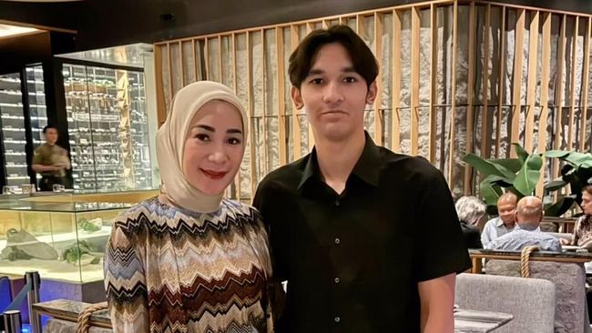 7 Potret Ardio, Putra Sulung Andre Taulany yang Jarang Tersorot - Foto 1