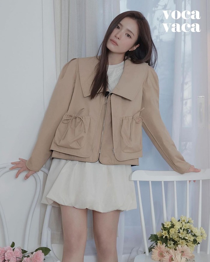 Rekomendasi OOTD ala Shin Se Kyung dalam Pemotretan Terbaru bersama Brand Pakaian Voca Vaca - Foto 1