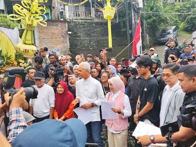 Ganjar Beri Pesan Ini Usai Nyoblos di Semarang: Siap Menang