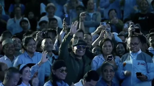 Pidato di Istora, Prabowo Minta Deddy Corbuzier Buka Topi