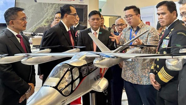 'Mobil Terbang' Vela Alpha Buatan PTDI Mejeng di Singapura Airshow