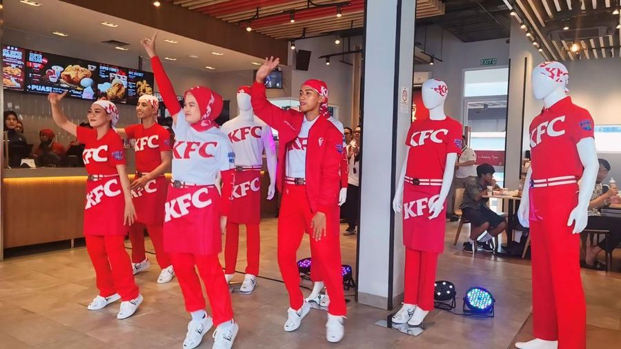 Direksi dan Komisaris Emiten KFC (FAST) Mundur