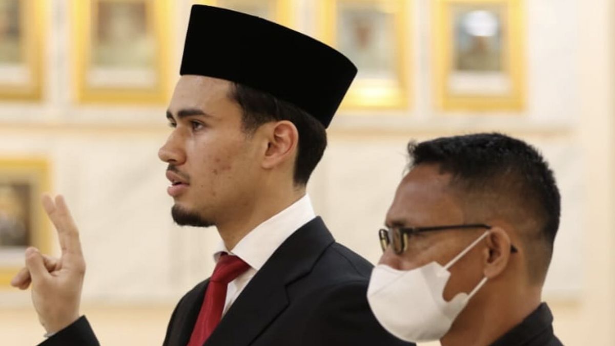 Erick Thohir Ungkap Alasan Nathan Tjoe-A-On Sumpah WNI Malam Hari Erick Thohir Ungkap Alasan Nathan Tjoe-A-On Sumpah WNI Malam Hari