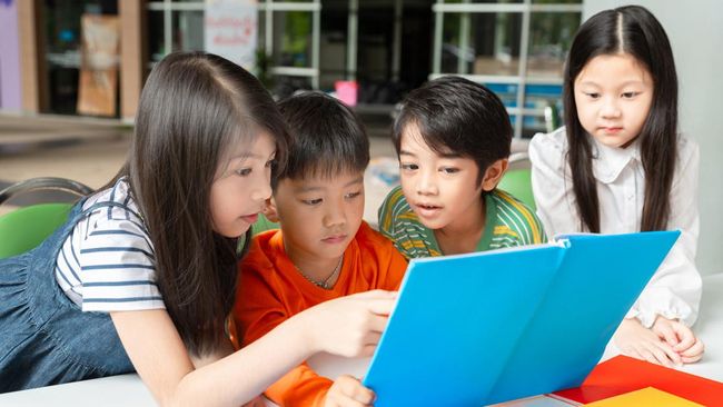 7 Cara agar Anak Rajin Belajar, Orang Tua Penting Tahu