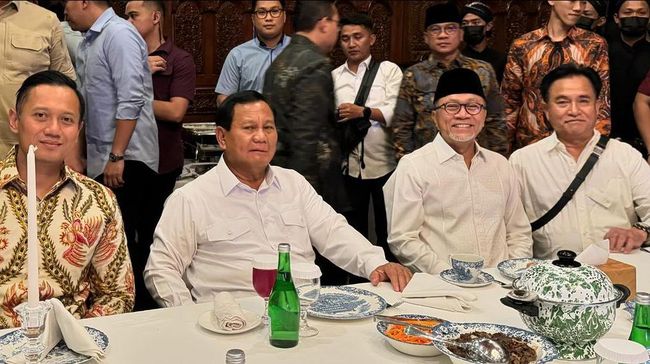 Menang Pilpres, Prabowo Bagi Makan Siang Gratis Mulai 2025