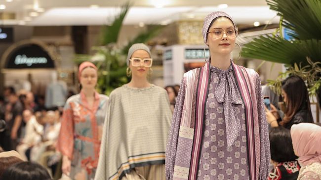METRO FESTIVE RAYA FASHION SHOW 2024 Hadirkan Deretan Karya Desainer ...